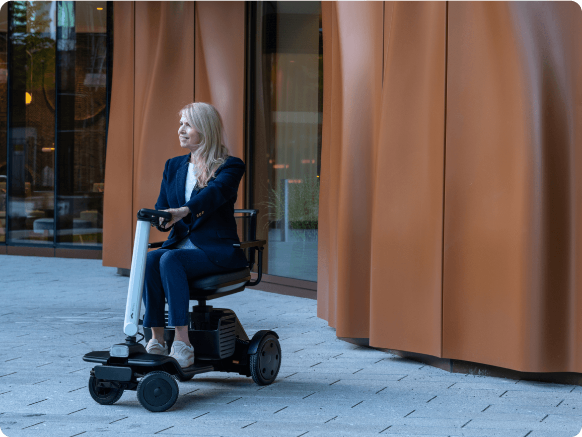 WHILL Model R 4-Wheel: Urban Mobility Scooter